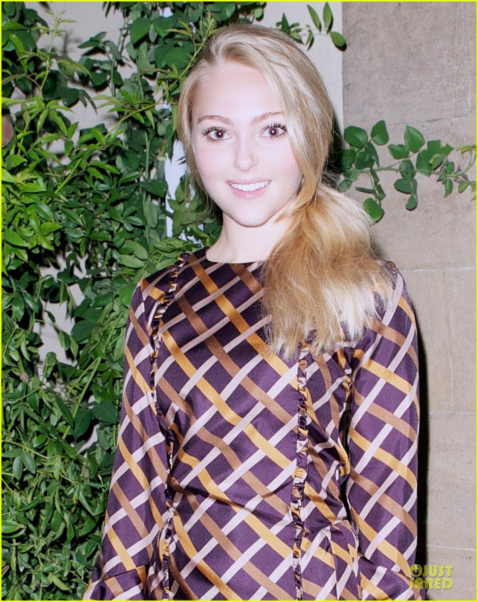 Rose Byrne & AnnaSophia Robb: 'Marilyn' Opening!: Photo 2677310 ...