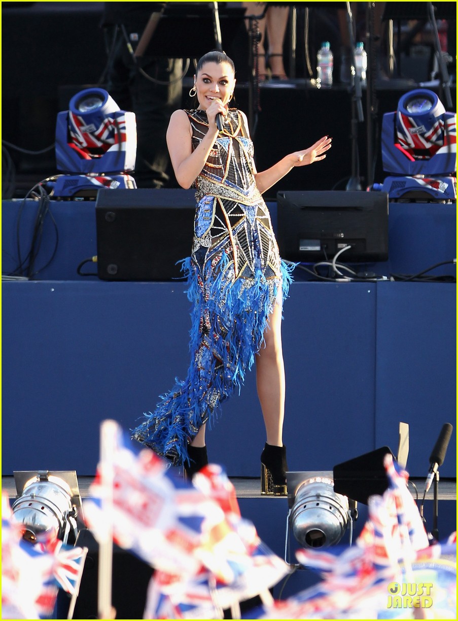 Photo: cheryl cole diamond jubilee concert 13 | Photo 2670433 | Just ...