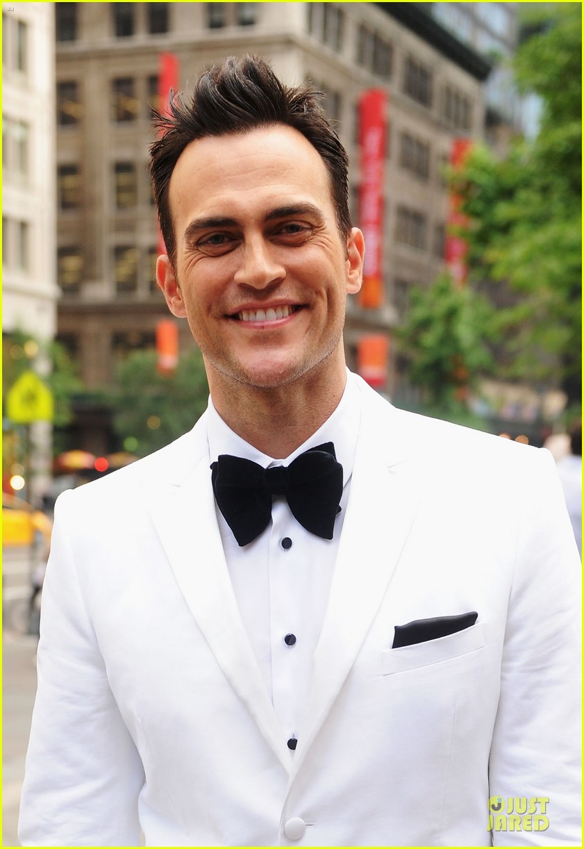 Fergie & Rose McGowan: amfAR Inspiration Gala!: Photo 2671934 ...