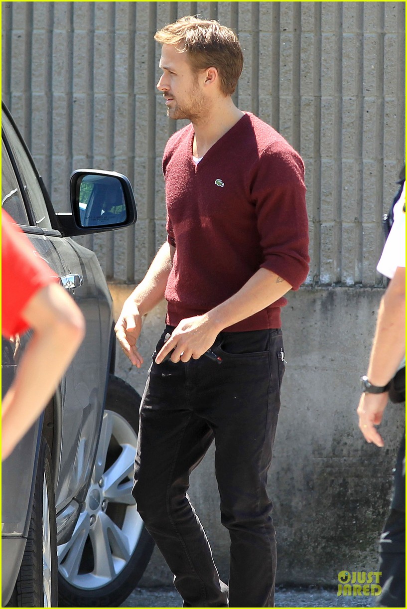 Ryan Gosling: Mom's Graduation with Eva Mendes!: Photo 2671229 | Eva ...