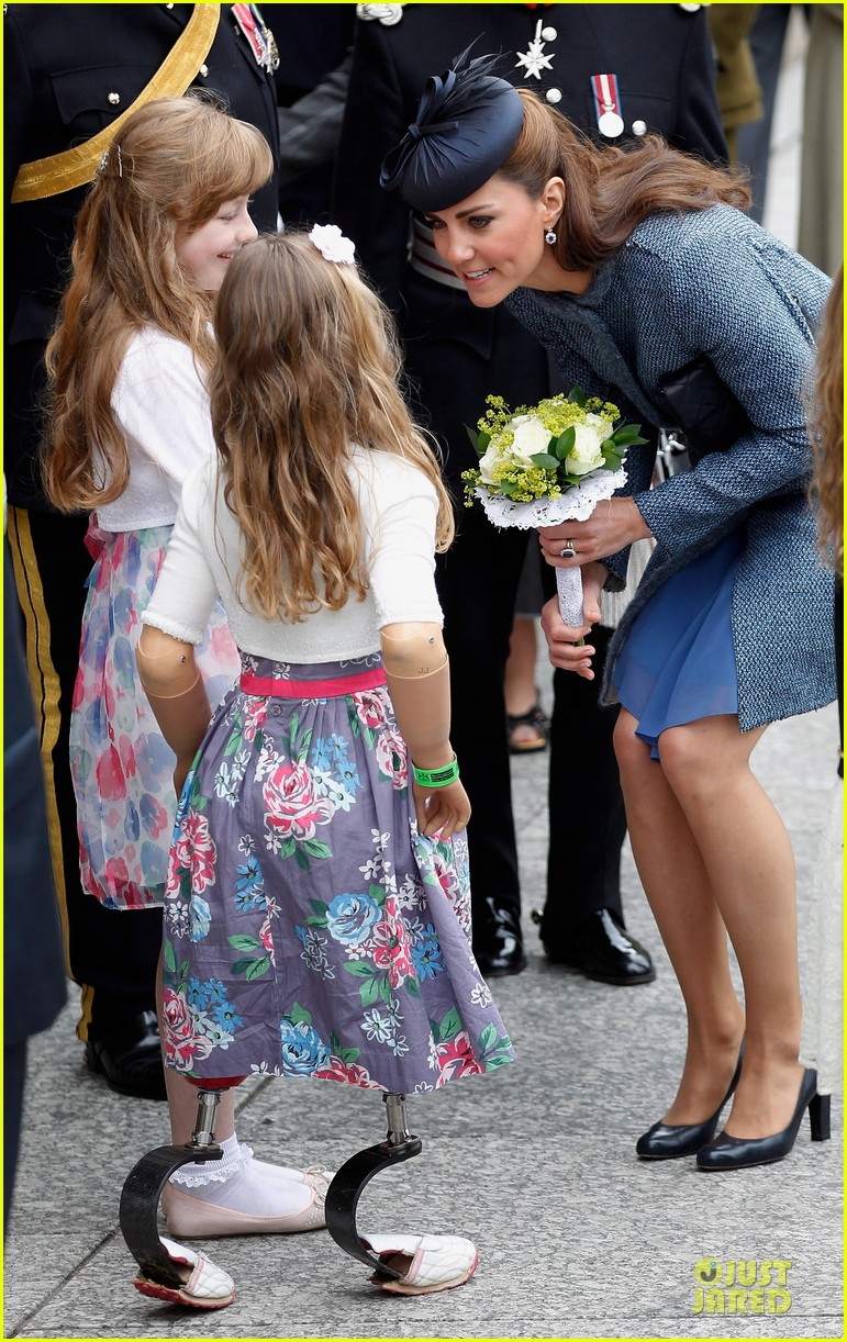 Photo: prince william kate queen nottingham 08 | Photo 2674481 | Just ...