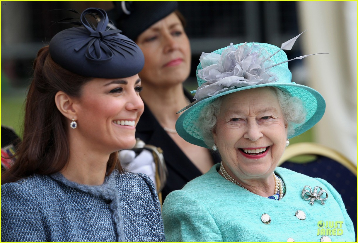 Prince William, Kate & the Queen: Nottingham Jubilee Visit!: Photo ...