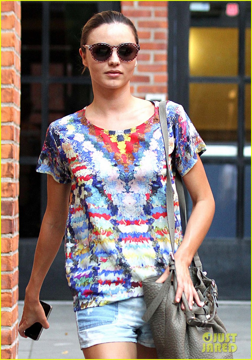 Miranda Kerr: Post-Photo Shoot Smiles!: Photo 2681202 | Miranda Kerr ...