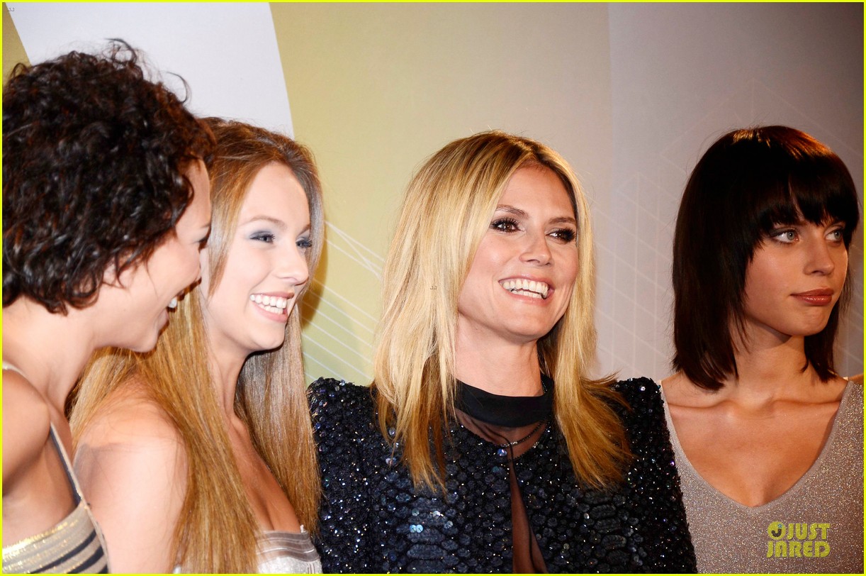 Heidi Klum: 'Germany's Next Topmodel' Finalists Photo Call!: Photo ...