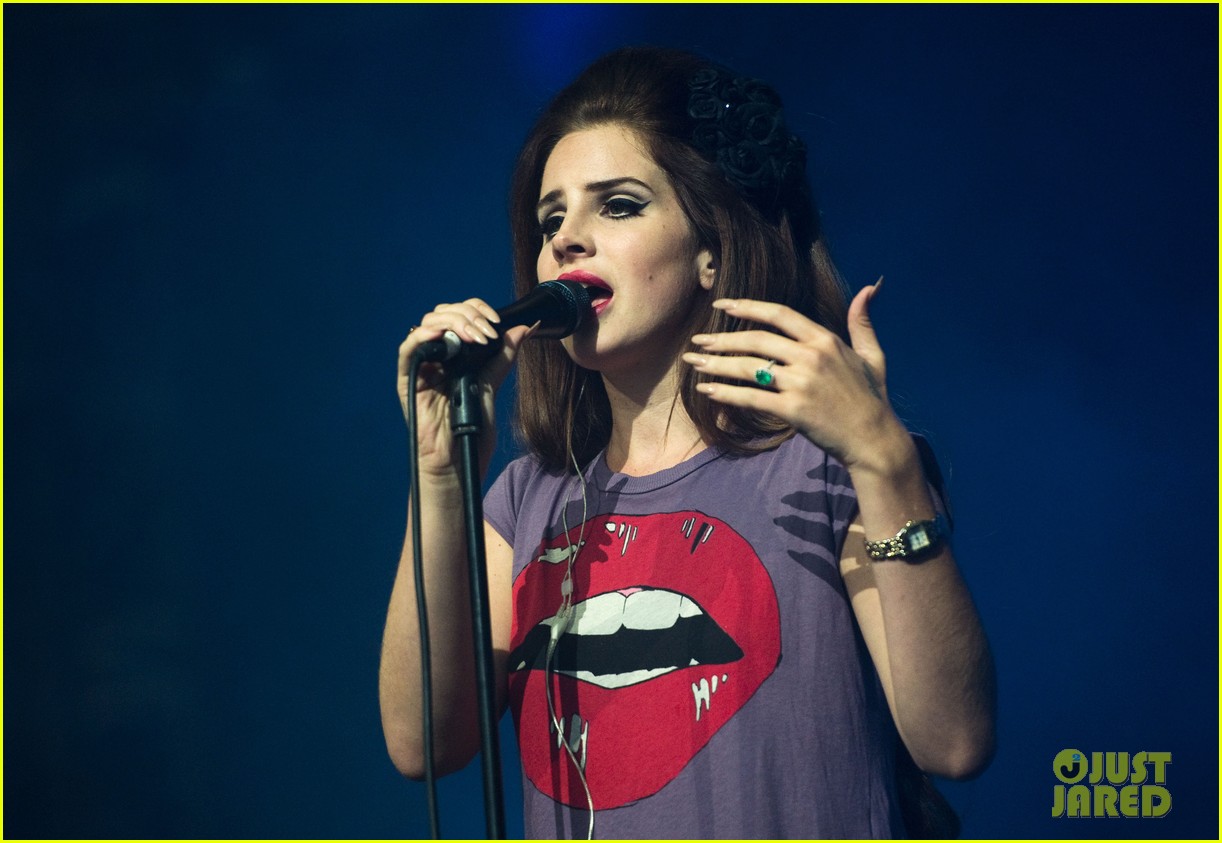 Lana Del Rey: Isle of Wight Festival Performance!: Photo 2678422 | Lana ...