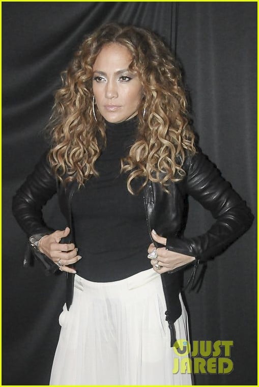Jennifer Lopez: Brazil Meet & Greet!: Photo 2678791 | Jennifer Lopez ...