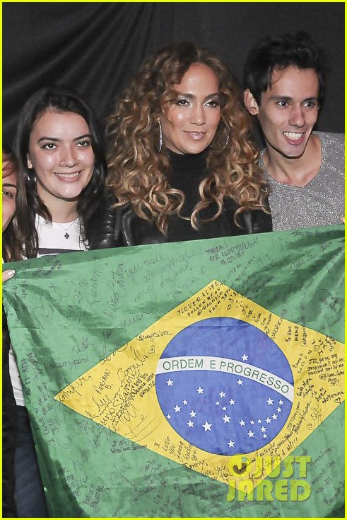 Jennifer Lopez: Brazil Meet & Greet!: Photo 2678800 | Jennifer Lopez ...