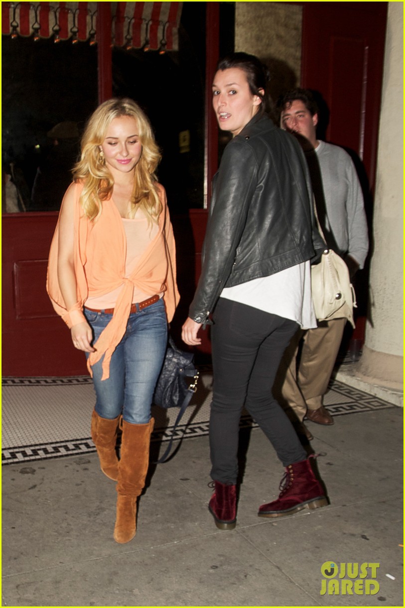 Hayden Panettiere: Peace Out, Pikey Bar!: Photo 2674282 | Hayden ...