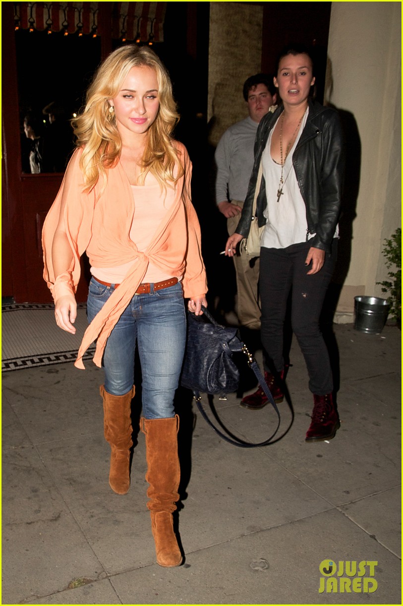Hayden Panettiere: Peace Out, Pikey Bar!: Photo 2674283 | Hayden ...
