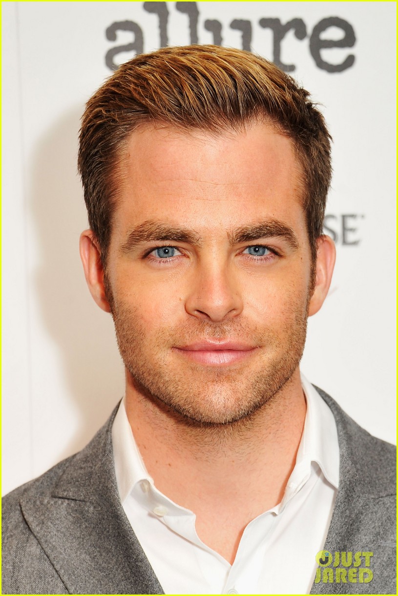 Chris Pine & Elizabeth Banks: 'People Like Us' Screening!: Photo ...
