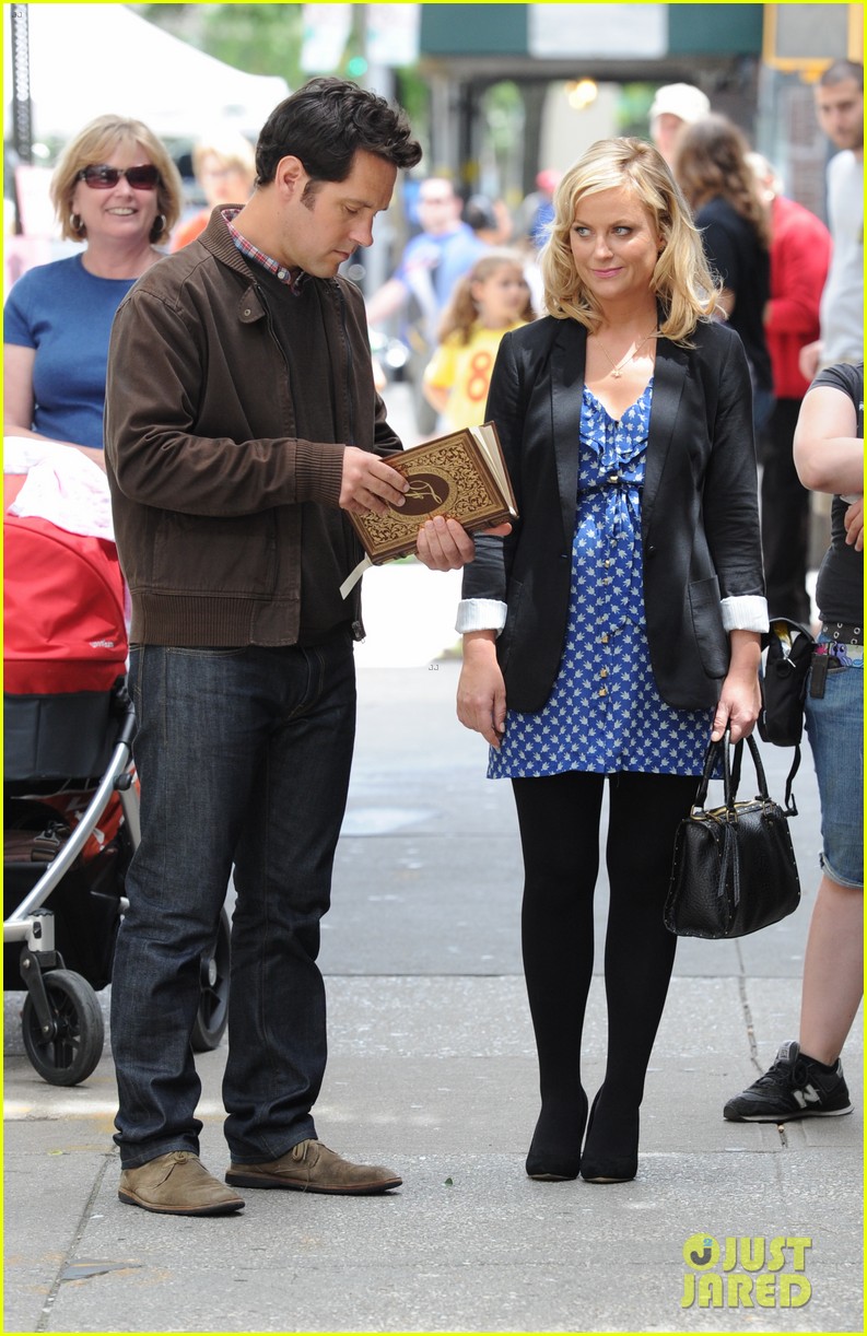 Amy Poehler: 'They Came Together' Set with Paul Rudd!: Photo 2680759 ...