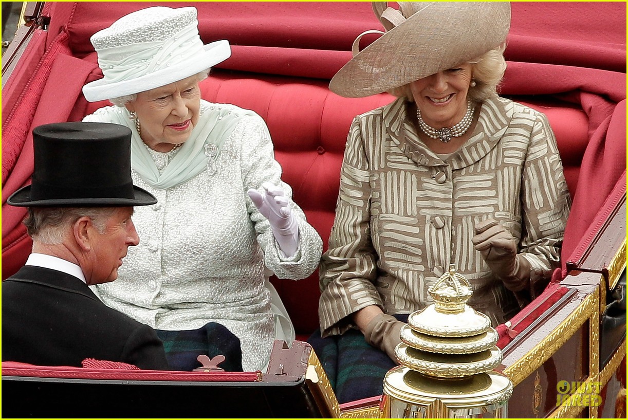 President Obama Sends 'Heartfelt Congratulations' to The Queen: Photo ...
