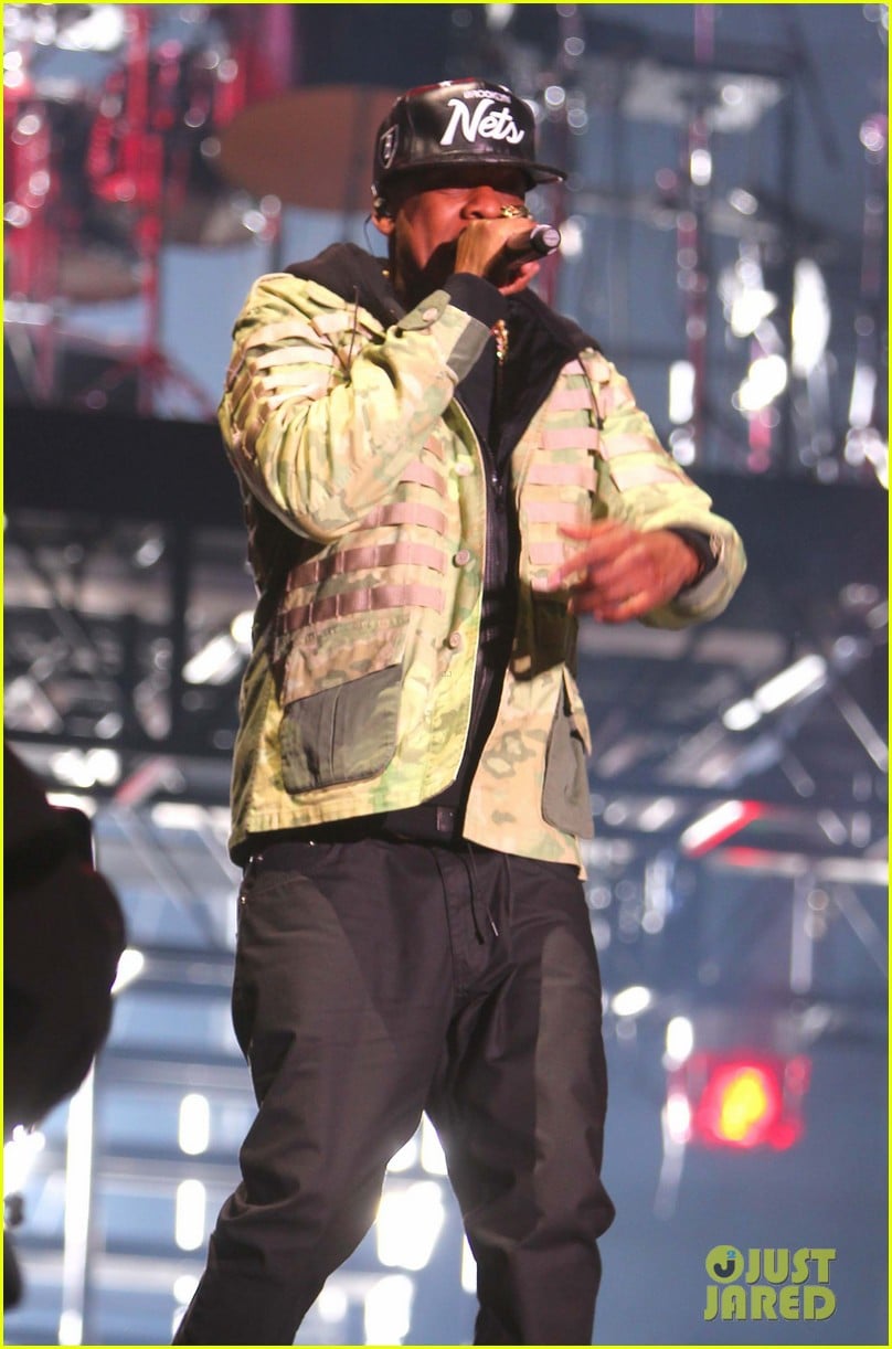 Rihanna & Jay-Z: Hackney Weekend Performers!: Photo 2678822 | Jay Z ...