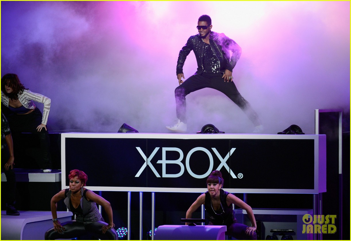 Usher 'Brings Dance Moves to the Whole World': Photo 2670766 | Usher ...