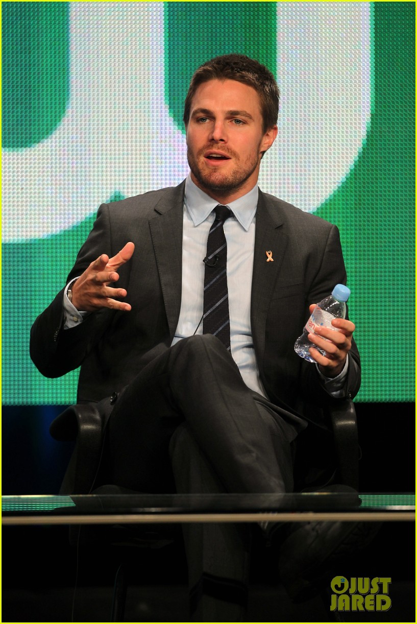 Stephen Amell & Justin Hartley: CW Studs!: Photo 2694469 | Justin ...