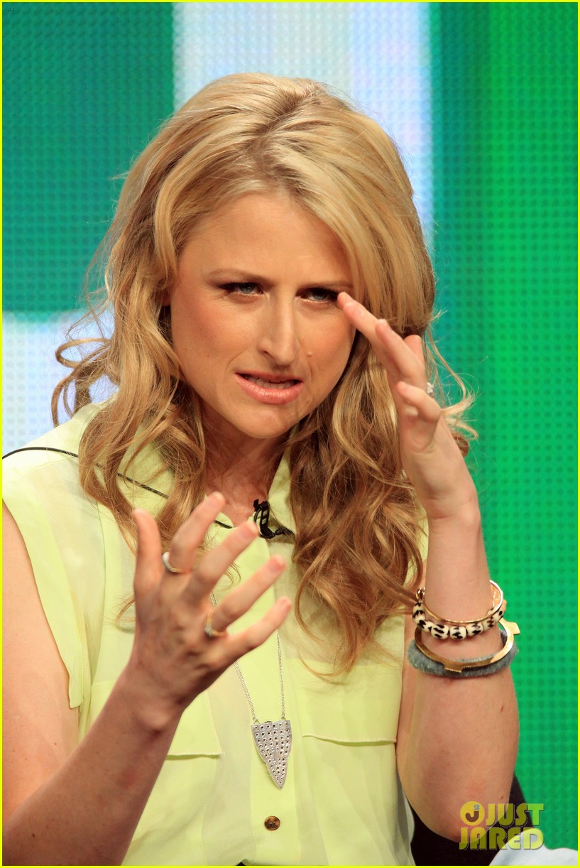 Stephen Amell & Justin Hartley: CW Studs!: Photo 2694473 | Justin ...