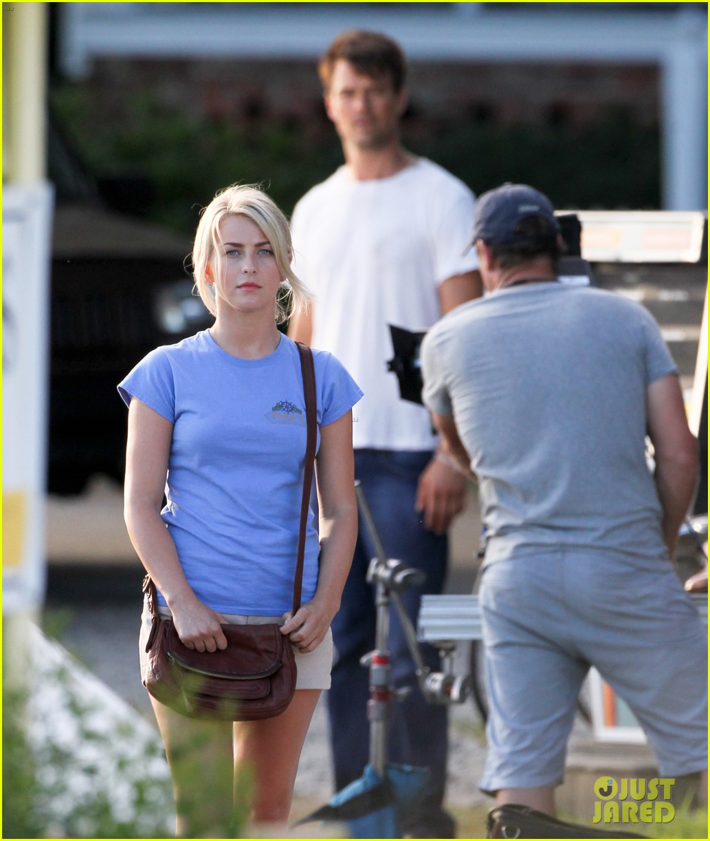 Josh Duhamel: 'Safe Haven' Set with Julianne Hough!: Photo 2688761 ...