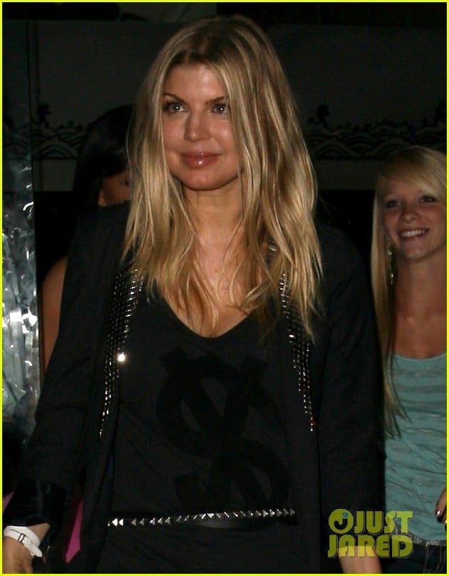Fergie: Fan Frenzy Friday!: Photo 2687197 | Fergie Photos | Just Jared ...