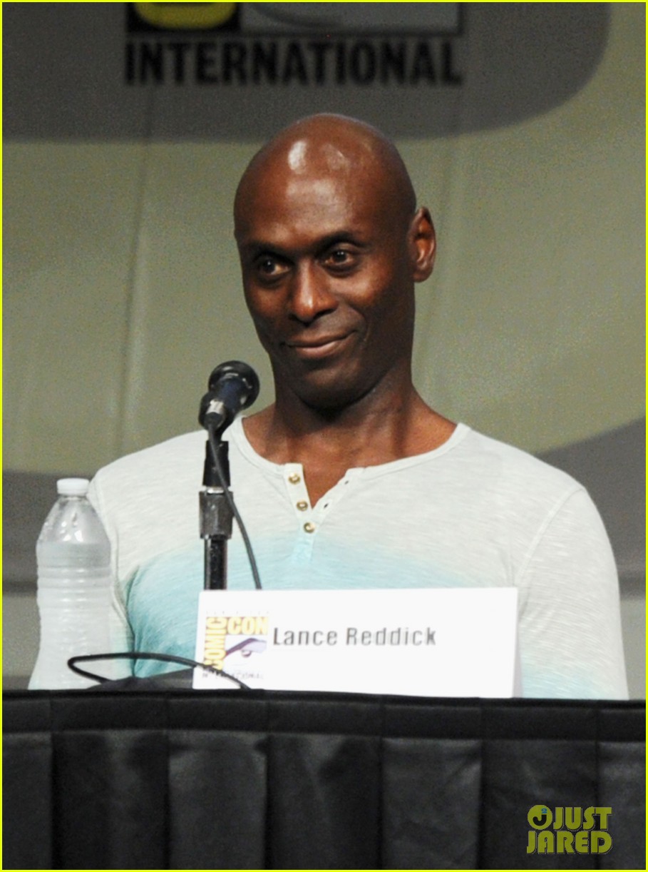 Joshua Jackson: 'Fringe' Panel at Comic-Con 2012!: Photo 2687932 | Anna ...