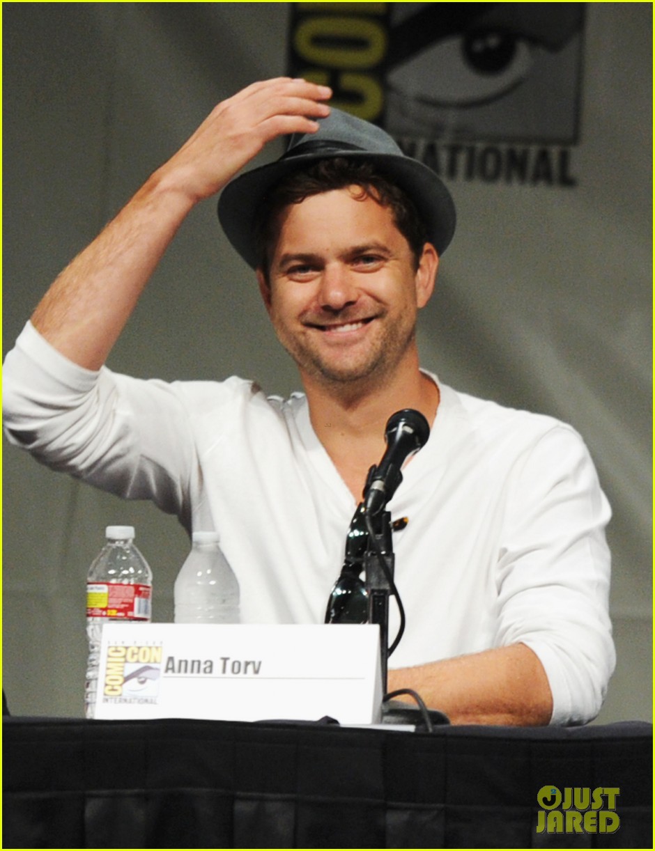Joshua Jackson: 'Fringe' Panel at Comic-Con 2012!: Photo 2687934 | Anna ...