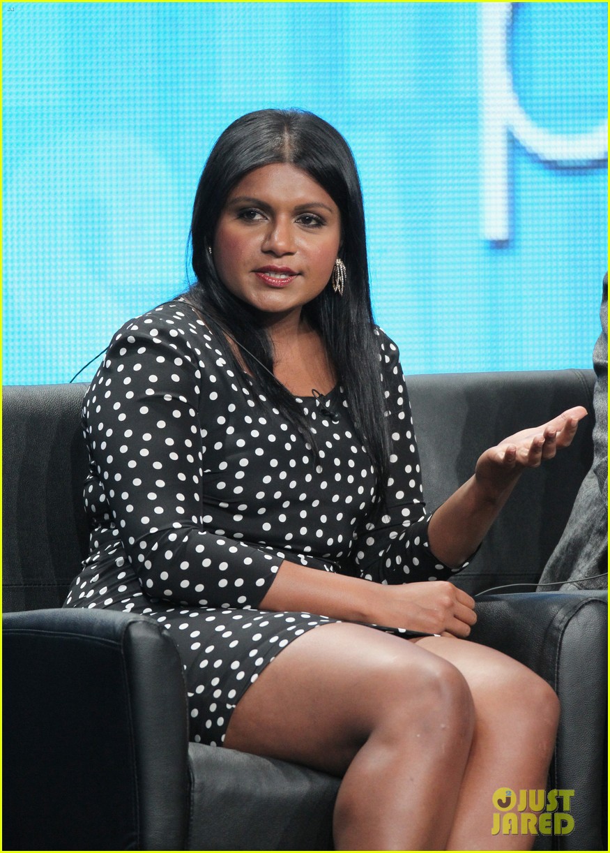 Mindy Kaling: 'The Mindy Project' Poster - First Look!: Photo 2690969 ...