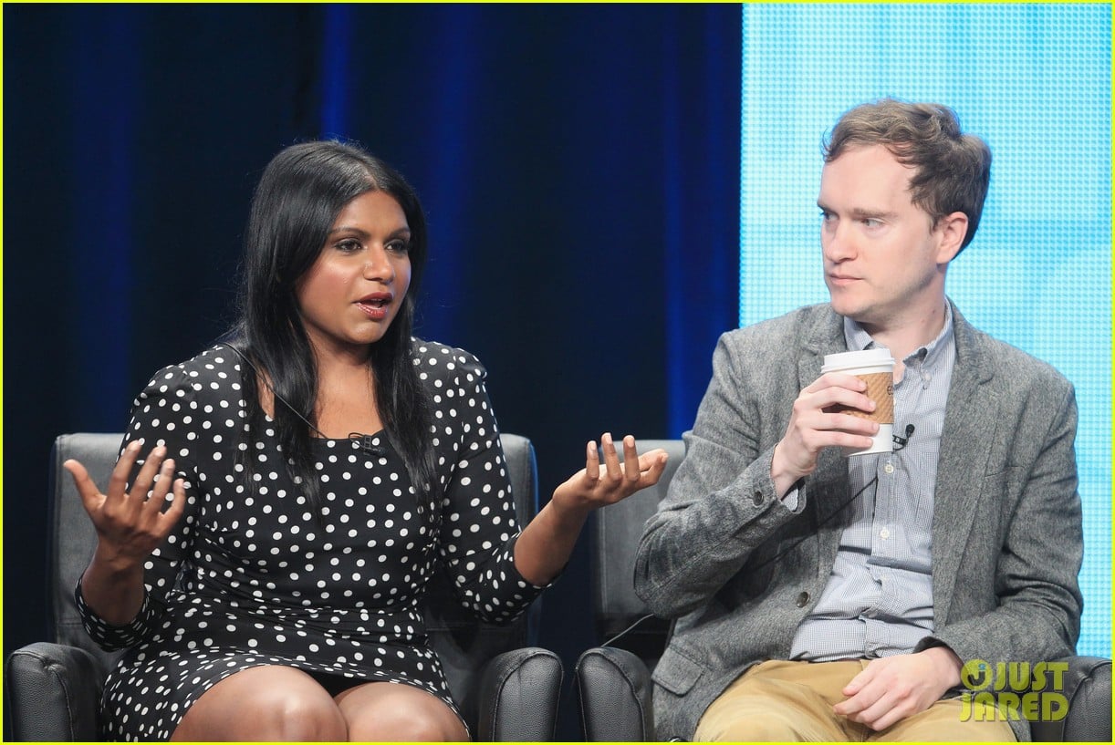 Mindy Kaling: 'The Mindy Project' Poster - First Look!: Photo 2690974 ...