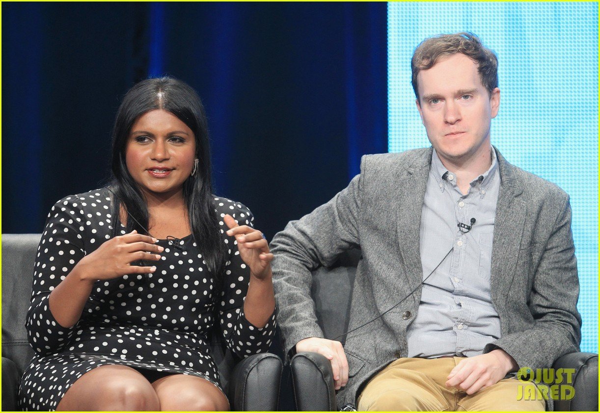 Mindy Kaling: 'The Mindy Project' Poster - First Look!: Photo 2690978 ...