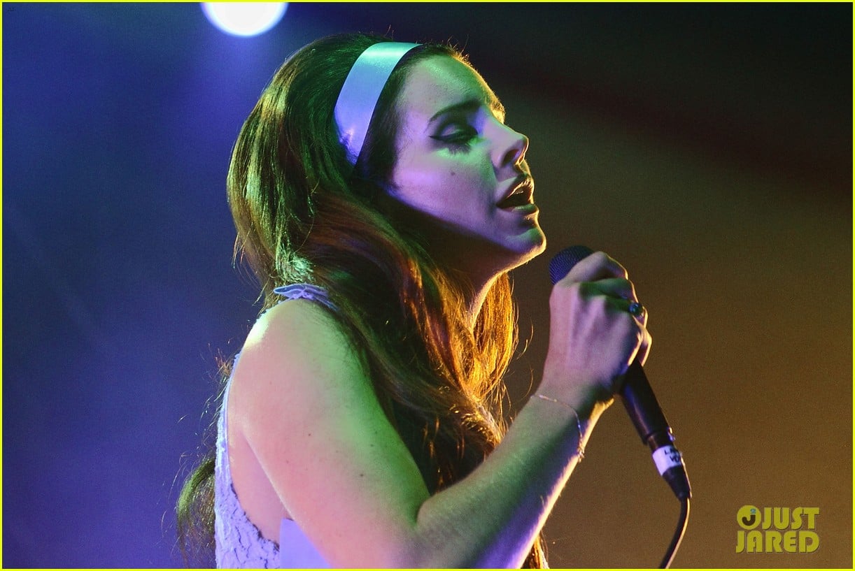 Lana Del Rey & Jay-Z: 'National Empire' Mash-Up!: Photo 2690903 | Jay Z, Lana Del Rey Photos ...