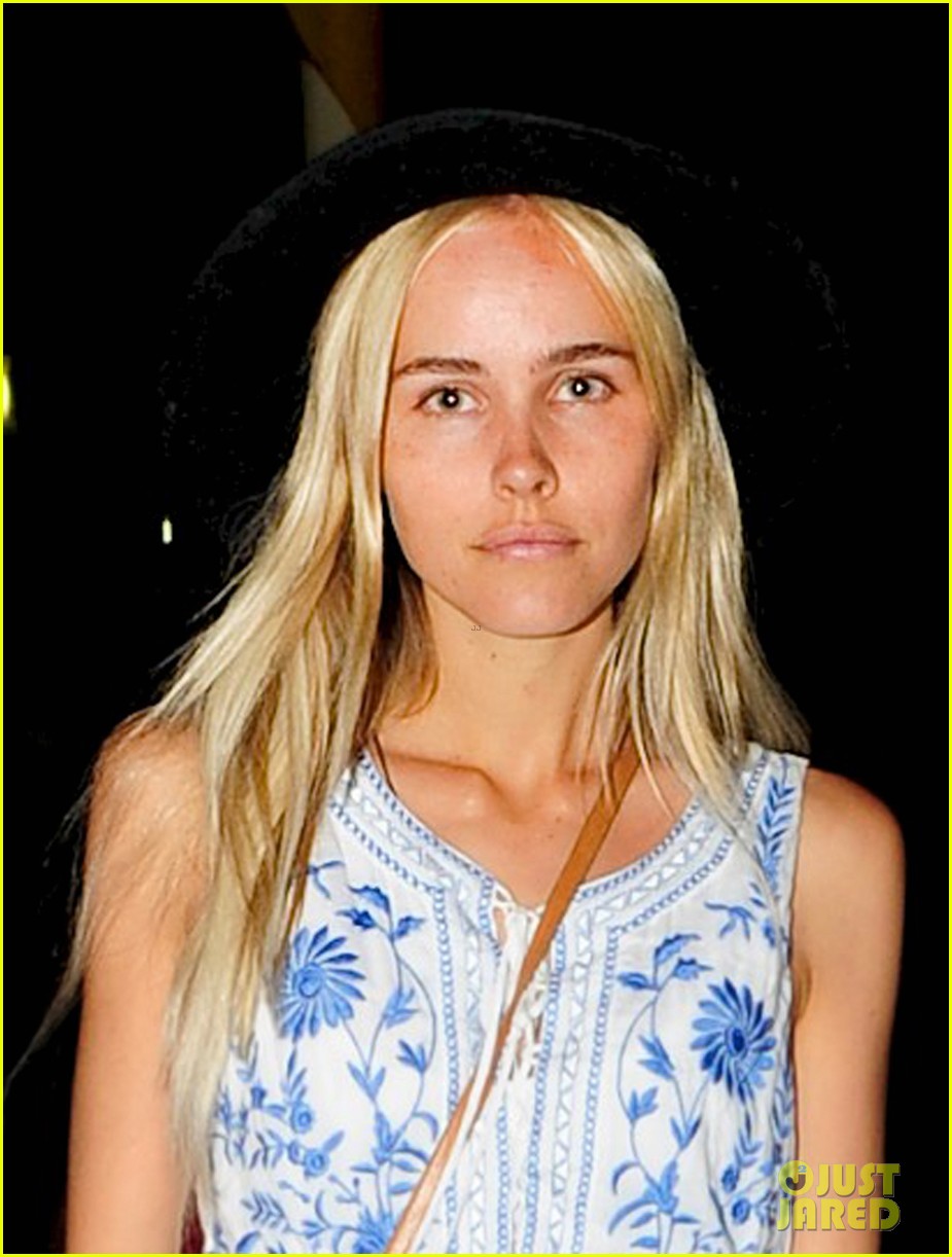 Isabel Lucas: Late Night Movie with a Gal Pal!: Photo 2692667 | Isabel ...