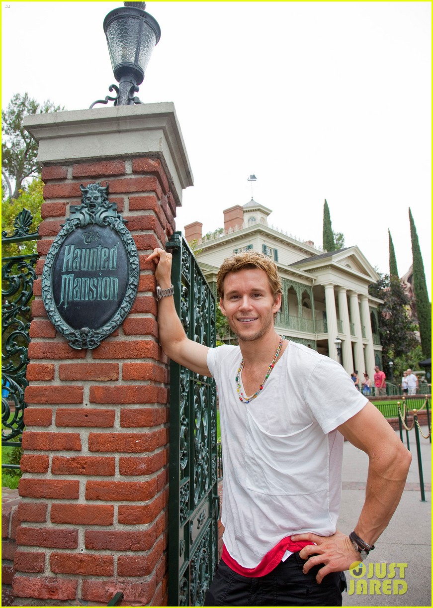 Anna Paquin & Stephen Moyer: Lunch with Lilac!: Photo 2686724 | Anna ...