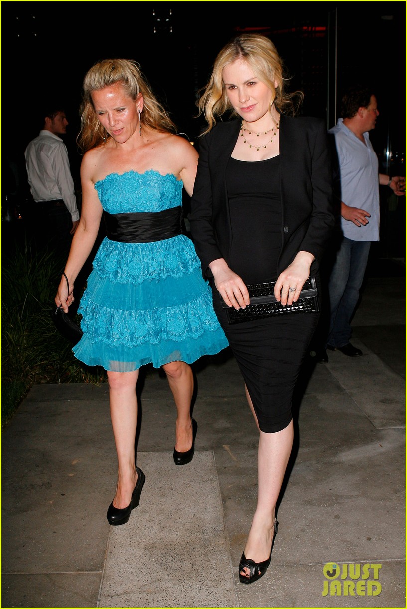Anna Paquin: Baby Bump at 'True Blood' Wrap Party!: Photo 2684799 ...