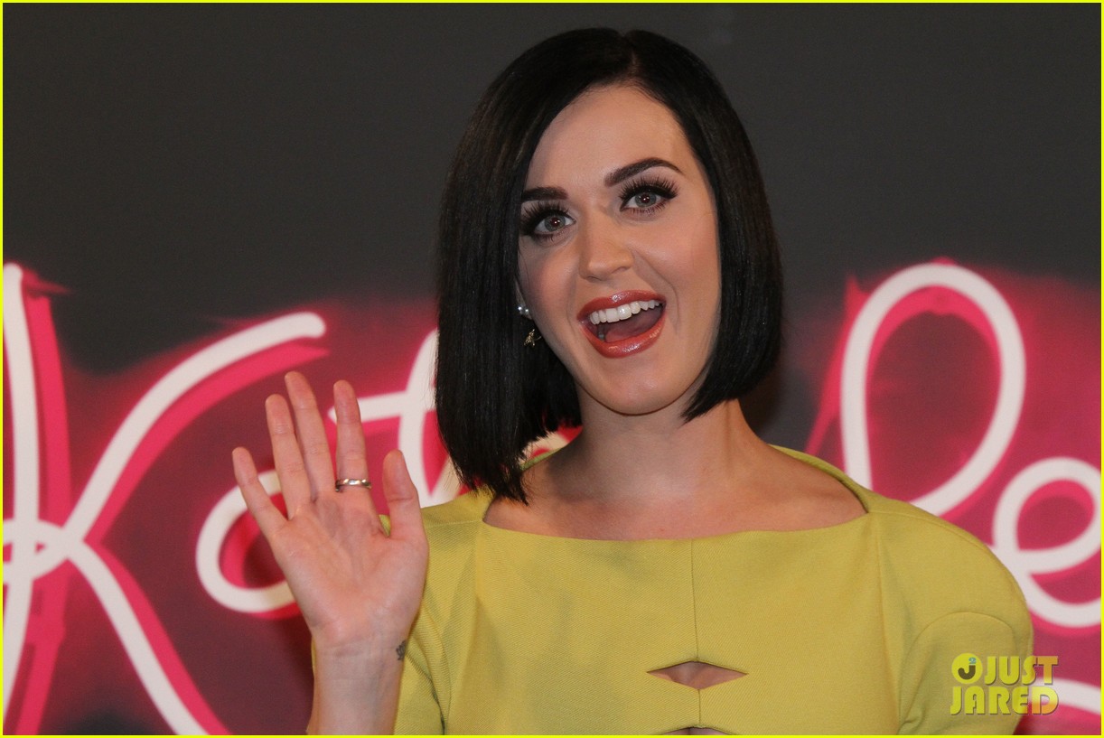 Katy Perry: 'Part of Me' Rio Photo Call!: Photo 2694600 | Katy Perry ...