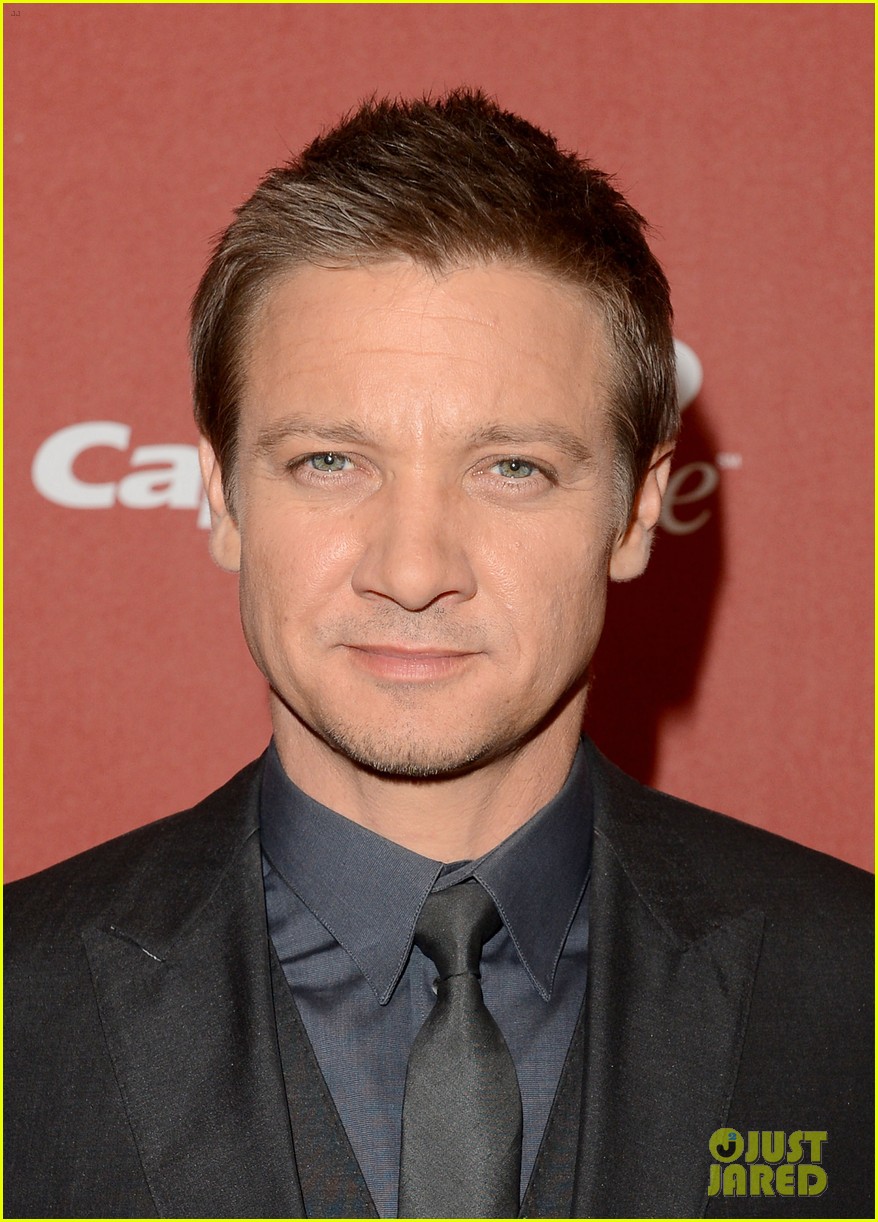 Jeremy Renner - ESPY Awards 2012 Presenter: Photo 2686129 | Jeremy ...
