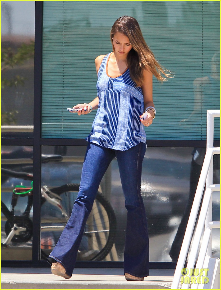 Jessica Alba: Honest Company Growing Quickly!: Photo 2695572 | Jessica ...