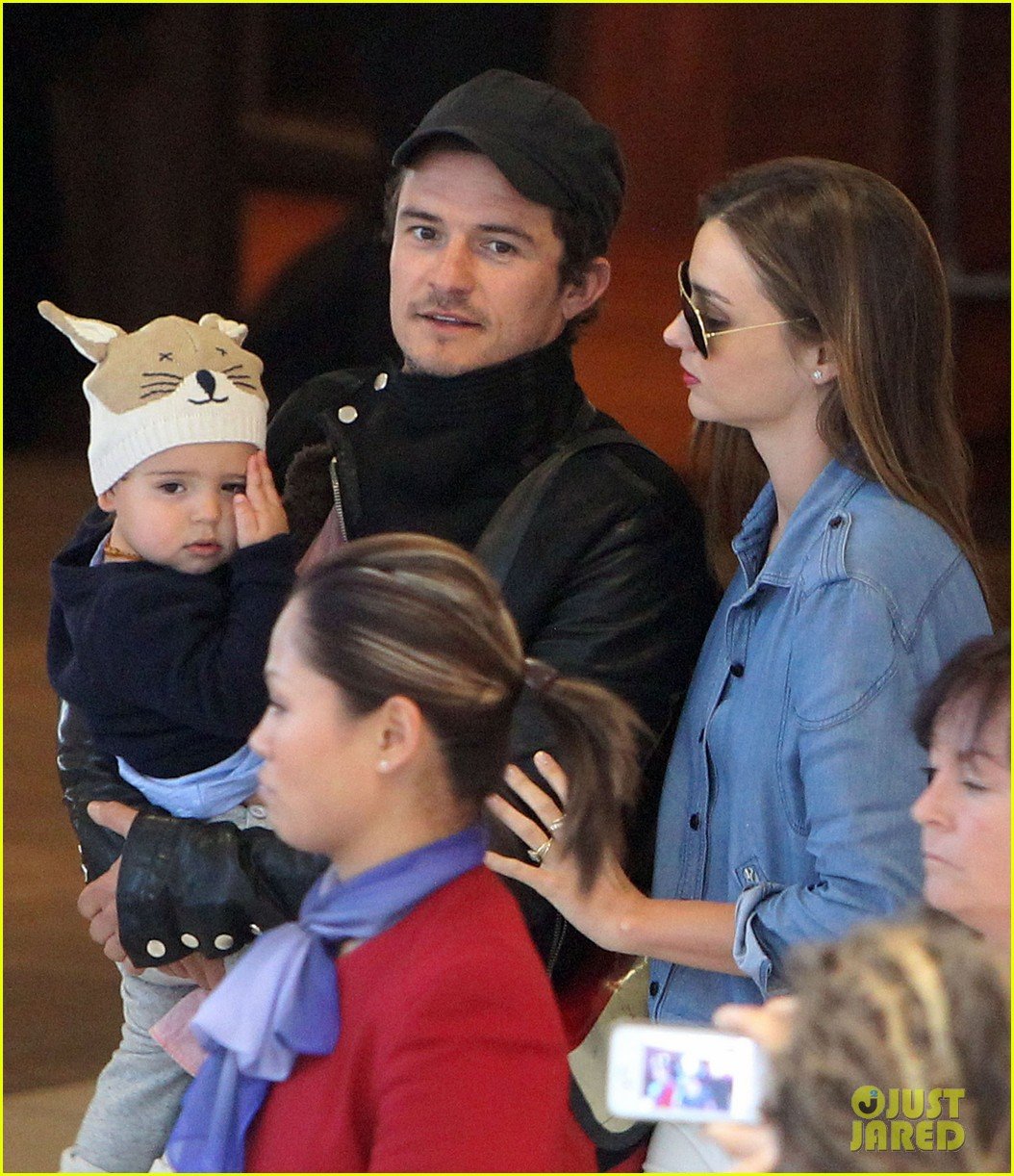 Miranda Kerr & Orlando Bloom: Sydney Arrival with Flynn!: Photo 2698080 ...