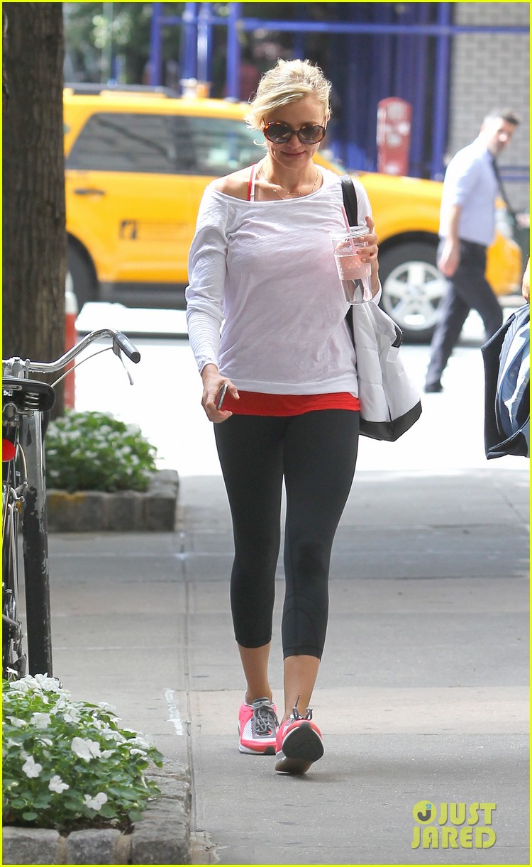 Cameron Diaz: Big Apple Workout!: Photo 2709555 | Cameron Diaz Photos ...
