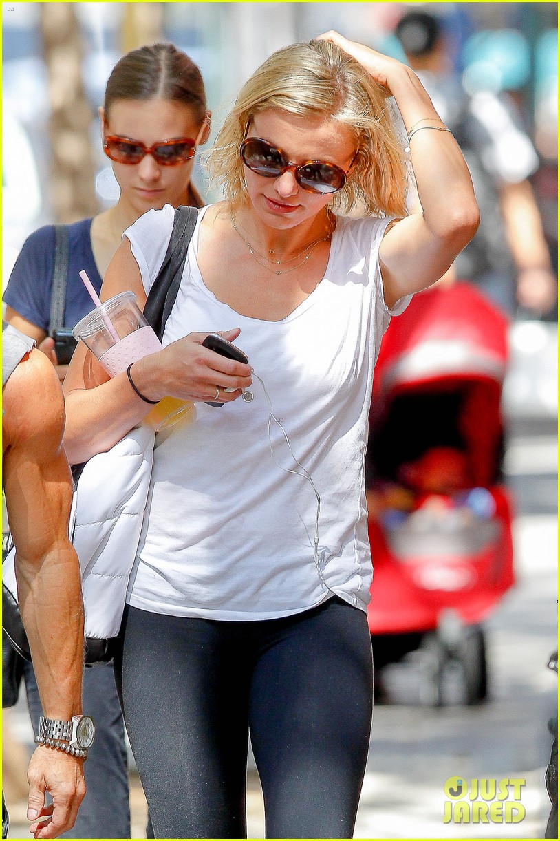 Cameron Diaz: Fitness Fun in the Big Apple!: Photo 2709921 | Cameron ...