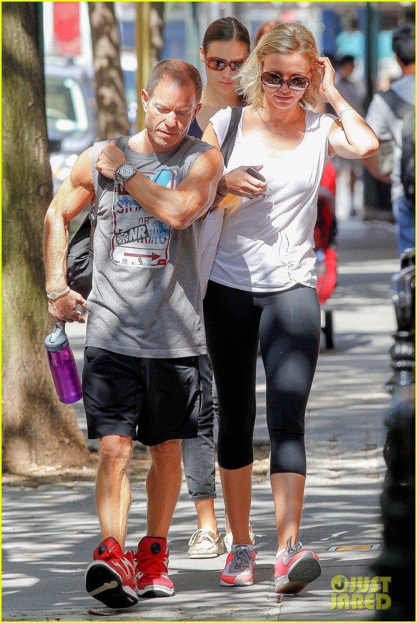 Cameron Diaz: Fitness Fun in the Big Apple!: Photo 2709926 | Cameron ...