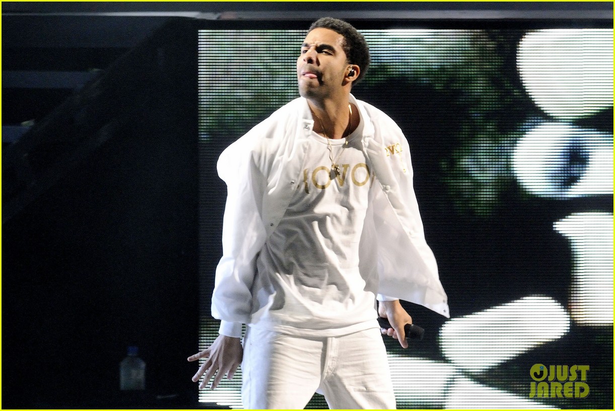 Drake: 'Enough Said' Featuring Aaliyah - Listen Now!: Photo 2697620 ...