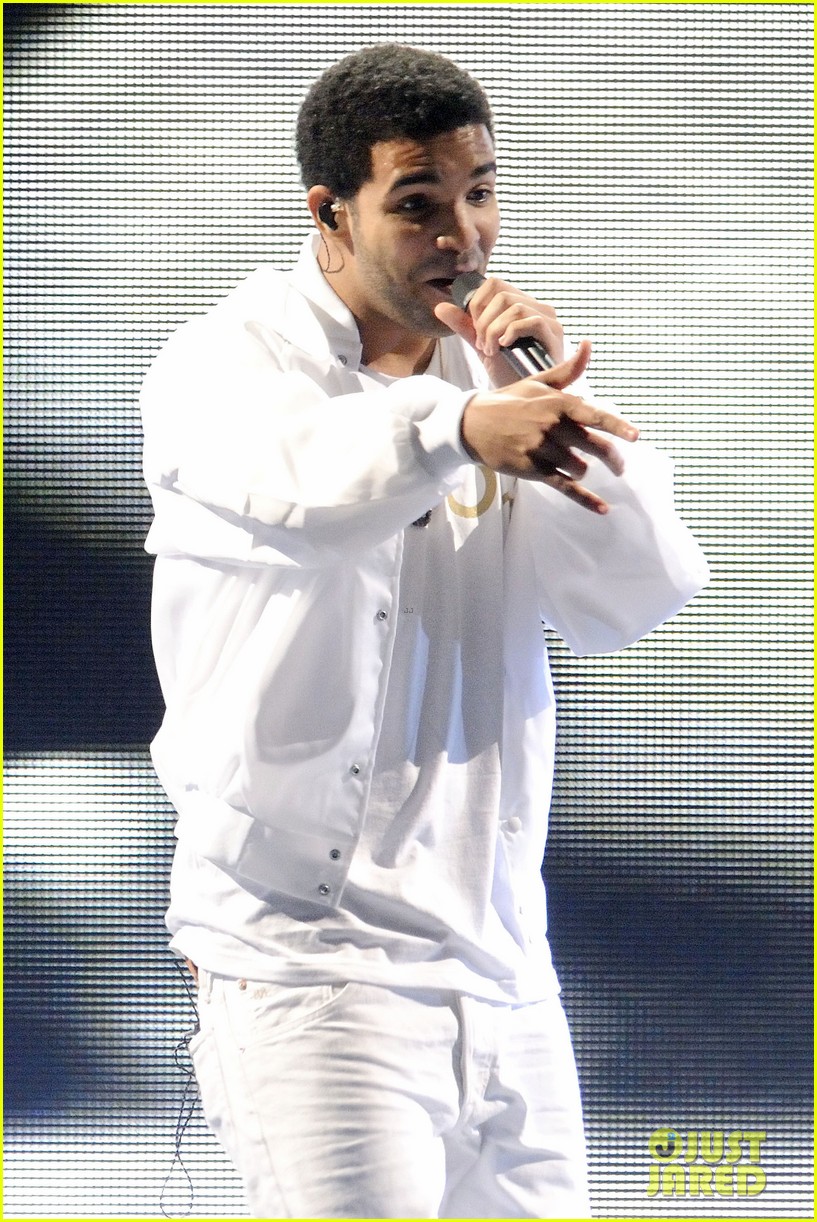 Photo: drake enough said featuring aaliyah 10 | Photo 2697623 | Just ...