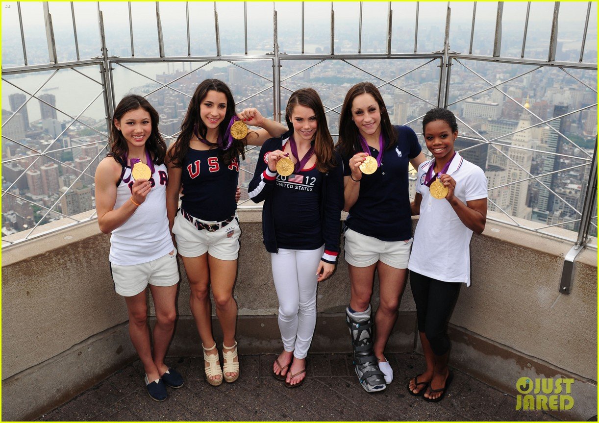 Fierce Five Light Up Empire State Building: Photo 2702147 | Photos ...