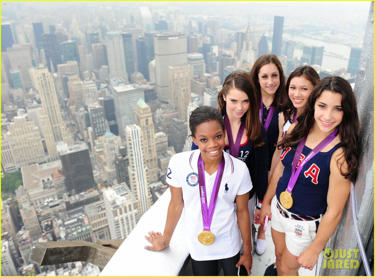 Fierce Five Light Up Empire State Building: Photo 2702151 | Photos ...