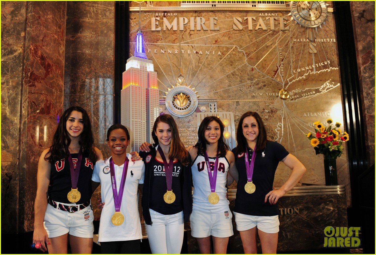 Fierce Five Light Up Empire State Building: Photo 2702153 | Photos | Just Jared: Entertainment News