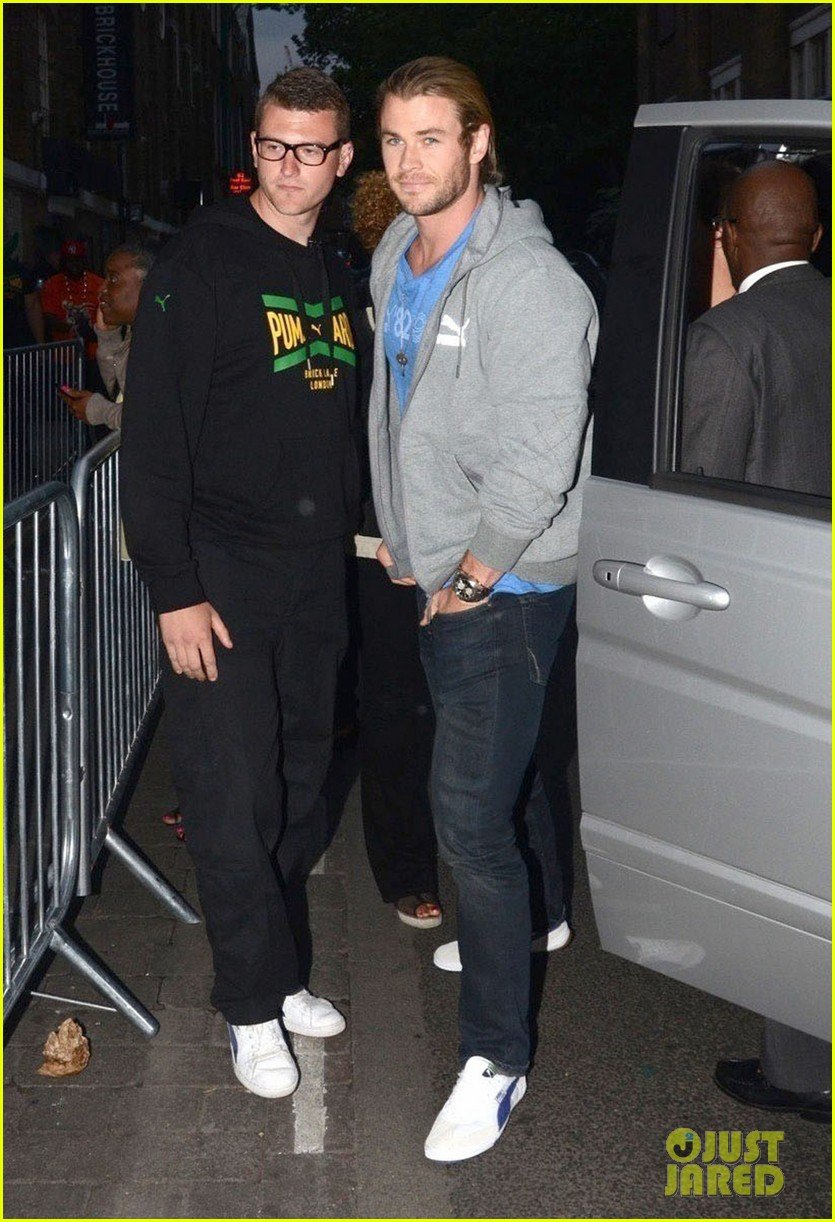 Chris Hemsworth: 'Red Dawn' Stills!: Photo 2698387 | Chris Hemsworth ...