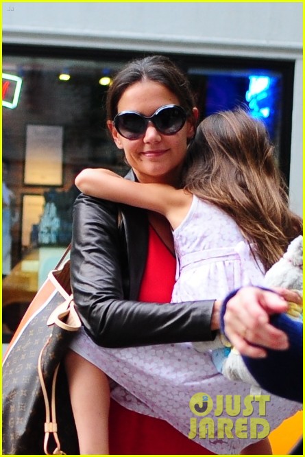 Katie Holmes: Holmes & Yang Fashion Week Show Date Revealed!: Photo 2704966 | Celebrity Babies ...