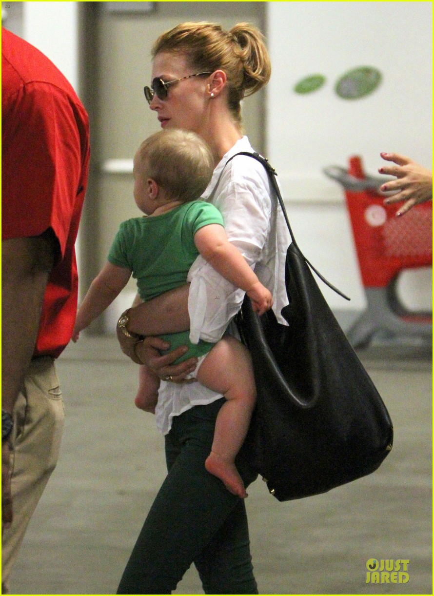 January Jones: Target-ing Xander in Green!: Photo 2707169 | Celebrity ...