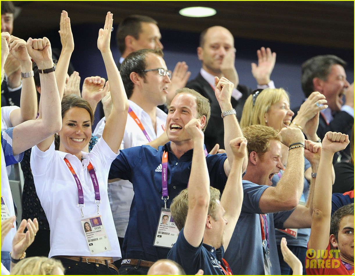 Duchess Kate & Prince William Celebrate Great Britain's Cycling Win at ...