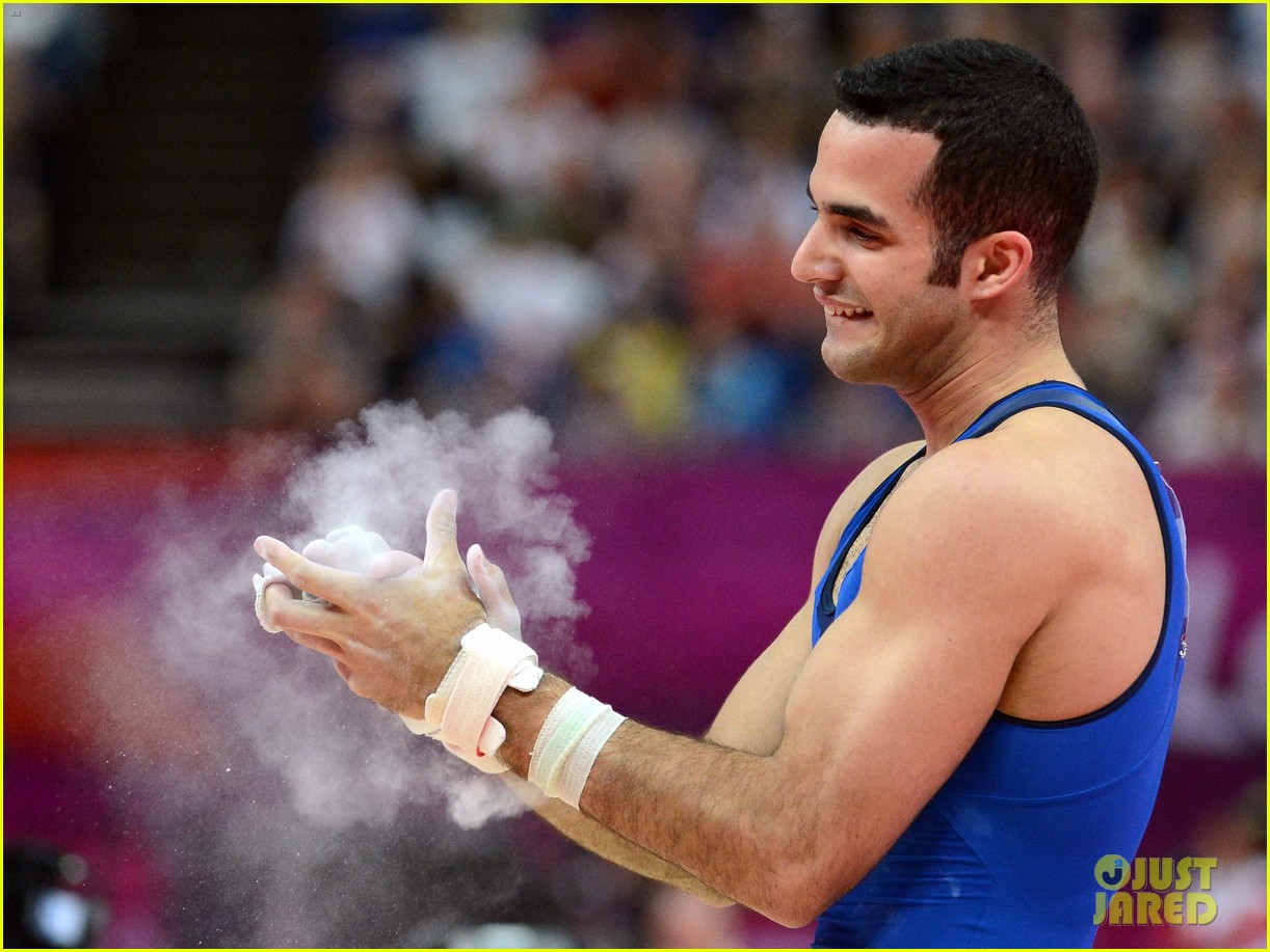 USA's Danell Leyva Wins Bronze in Men's Individual All-Around Final ...