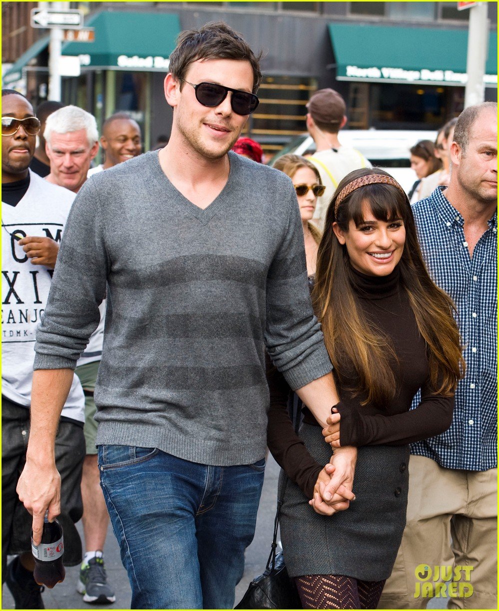 Lea Michele & Cory Monteith: Holding Hands on 'Glee' Set!: Photo ...