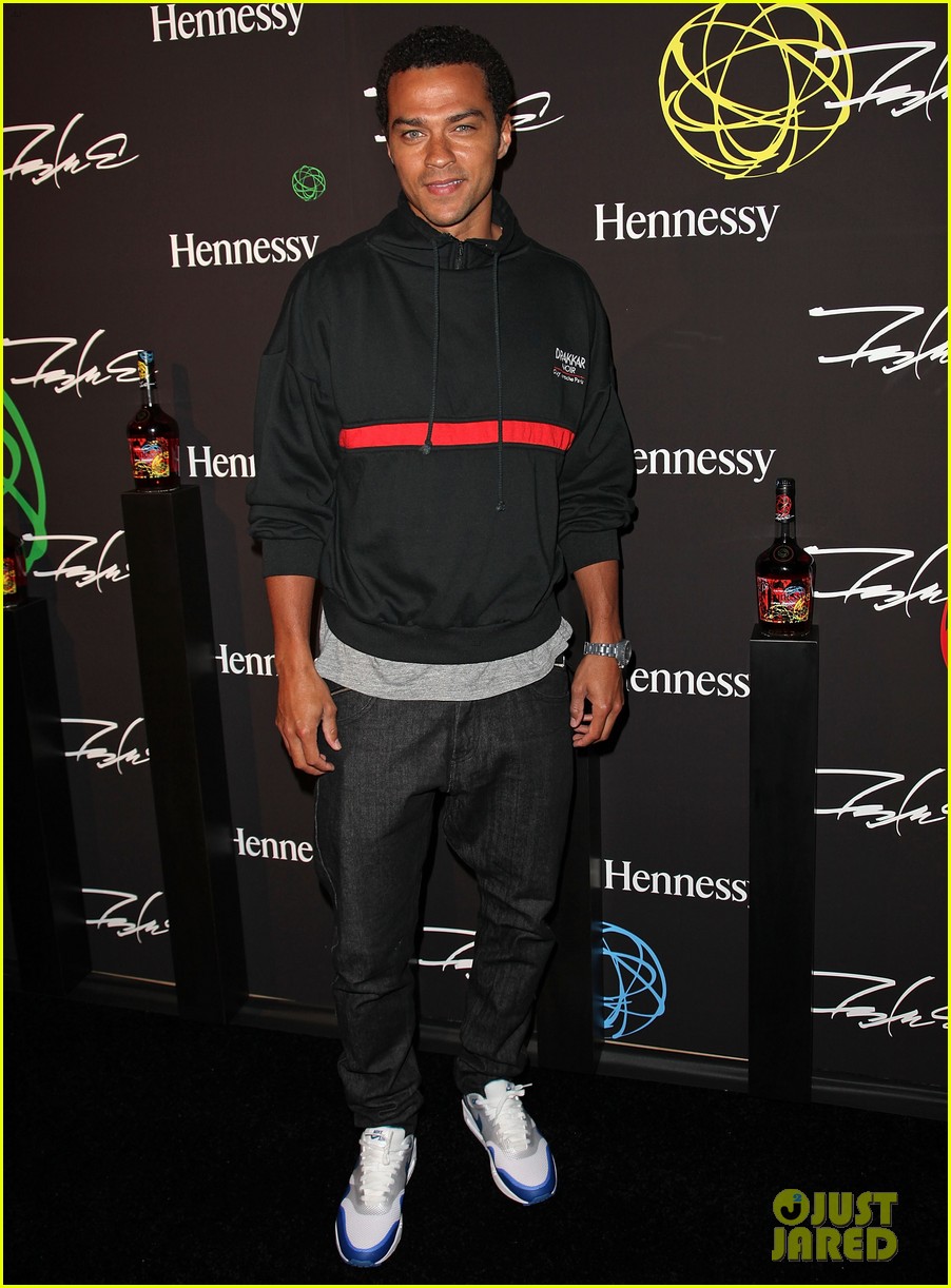 Olivia Munn & Jesse Williams: Hennessy VS Launch Party!: Photo 2695764 ...